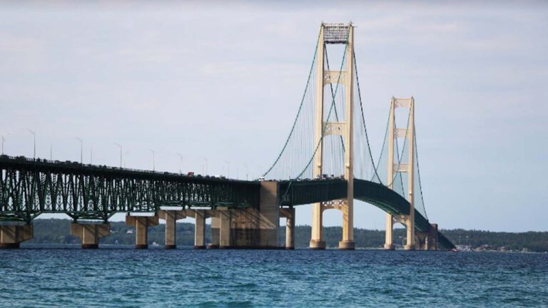 Top 10 Steepest Bridges in the US [Update 2024]