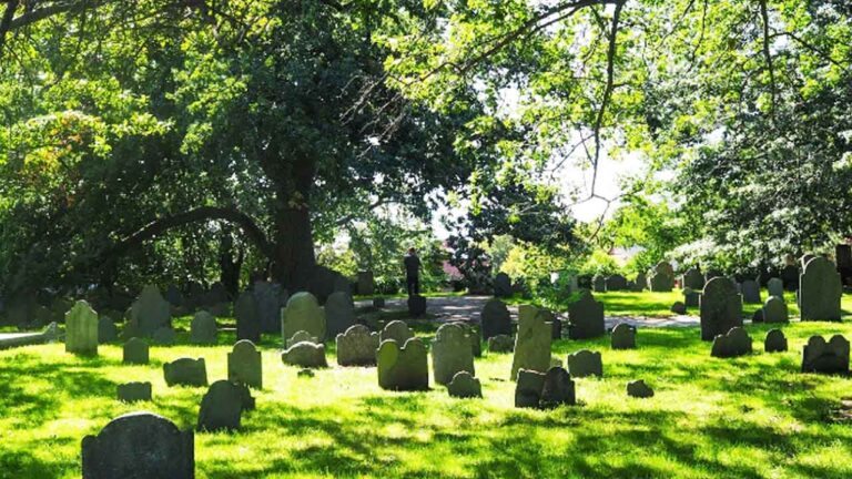10 Oldest Cemeteries in the US [Update 2024]