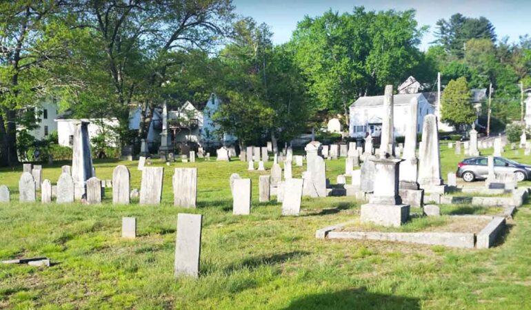 10 Oldest Cemeteries in the US [Update 2022]