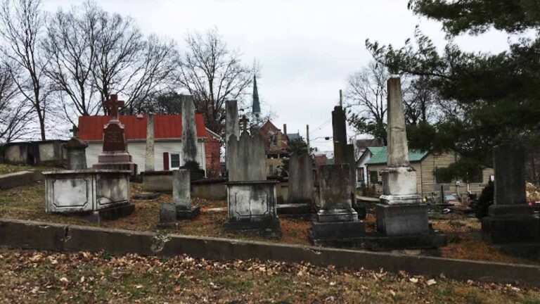 10 Oldest Cemeteries in the US [Update 2024]