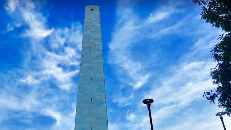 Top 10 Tallest Monuments in the US [Update 2024]