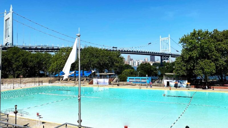 12 Largest Swimming Pools in the US [Update 2024]