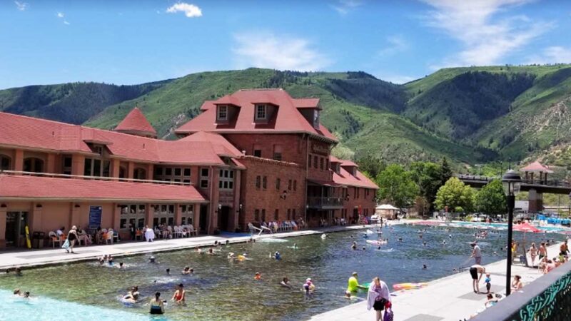 12 Largest Swimming Pools in the US [Update 2024]