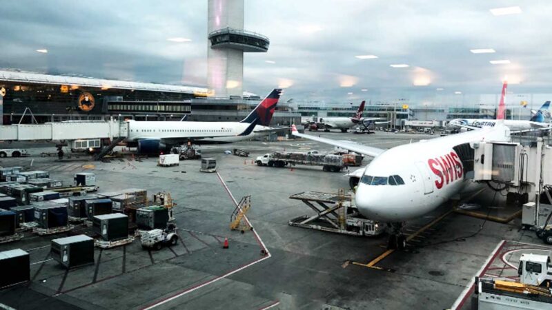 12 Longest Runways in the US [Update 2024]