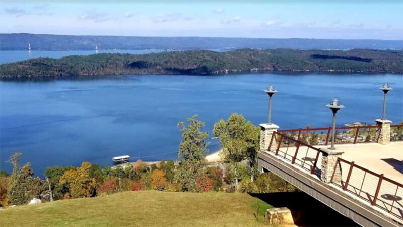 13 Best Fishing Lakes in Alabama [Update 2024]