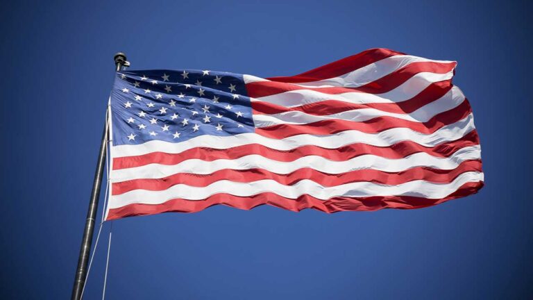 12 Facts About the American Flag that You Might Not Know!