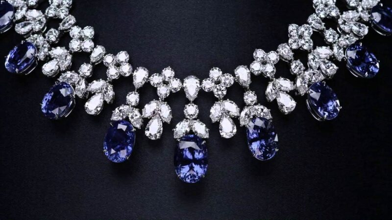 Top 12 American Jewelry Brands [Update 2024]