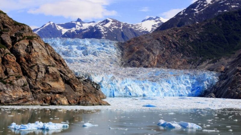 17 Most Popular Tourist Attractions in Alaska [Update 2024]