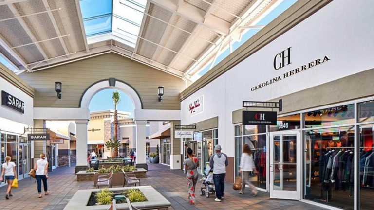 Top 12 Popular Outlet Malls in California [Update 2024]