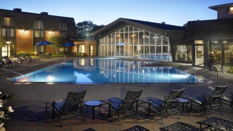 13 Best Lake Resorts in Illinois [Update 2024]