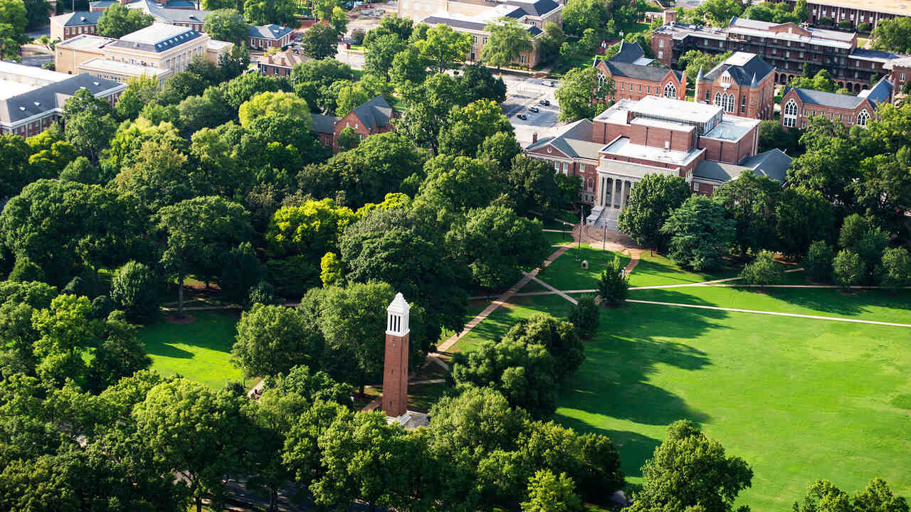 17 Best Universities in Alabama [List of 2024]