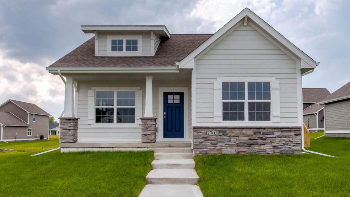 12 Best Home Builders in Iowa [2024 Edition]