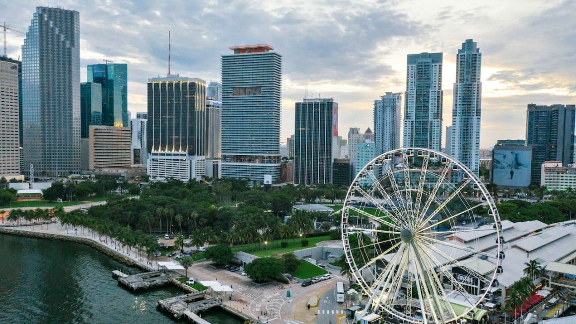 10 Best Tourist Attractions in Miami, FL [Update 2022]