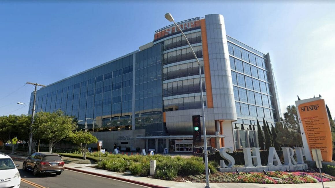 13 Best Hospitals in California [Update 2024]