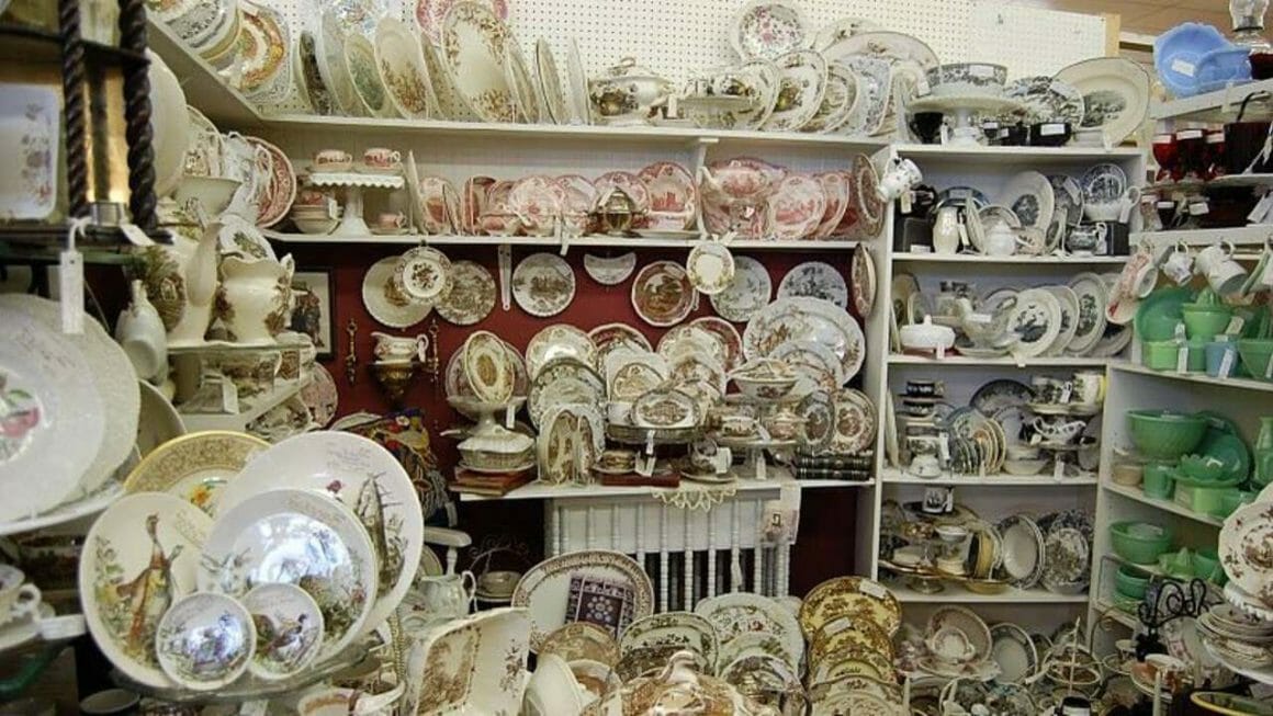 12 Mind Blowing Antique Stores in Georgia [Update 2024]